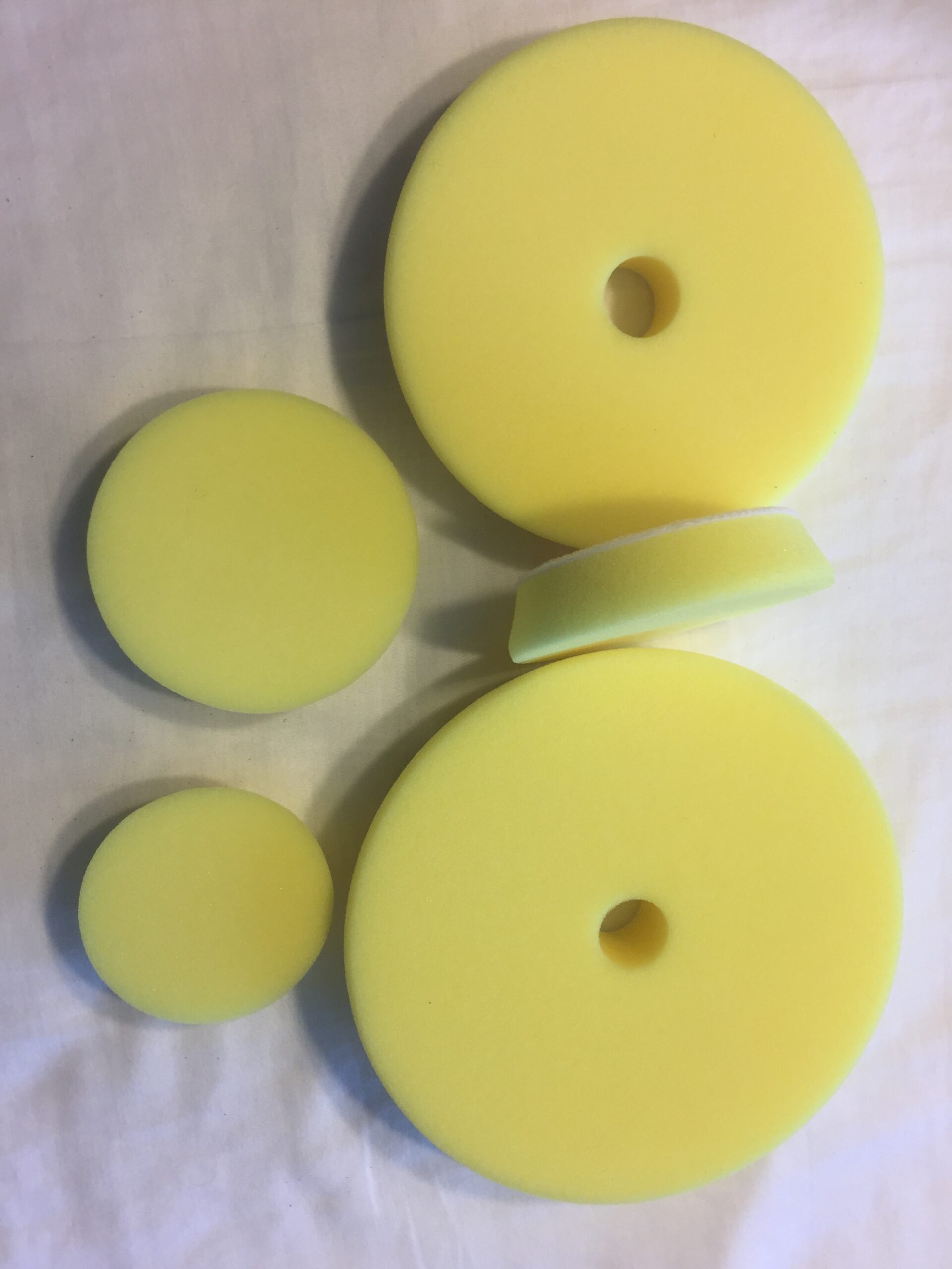 Buff and Shine Foam Yellow Polishing pad 6, 5, 3, 2, 1 in. - Ceramic ...